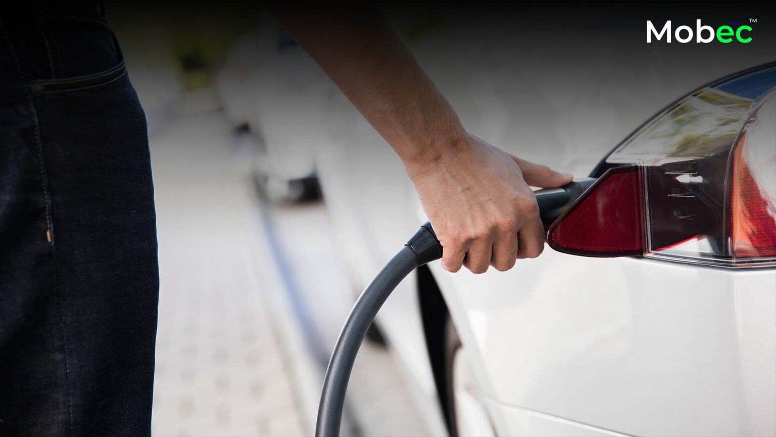 Benefits of Charging Stations for Electric Vehicle Owners